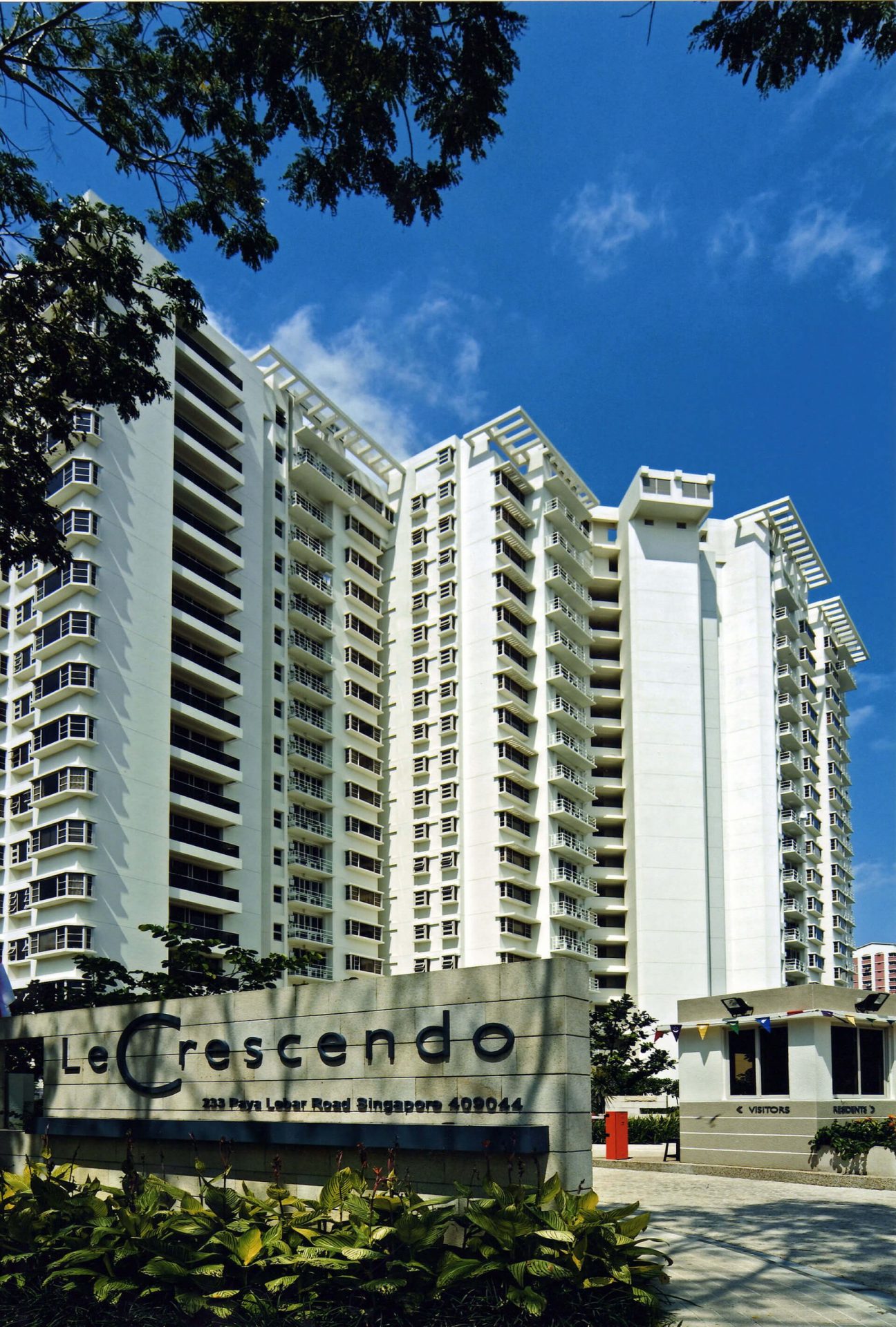 Le Crescendo Condominium - Woh Hup