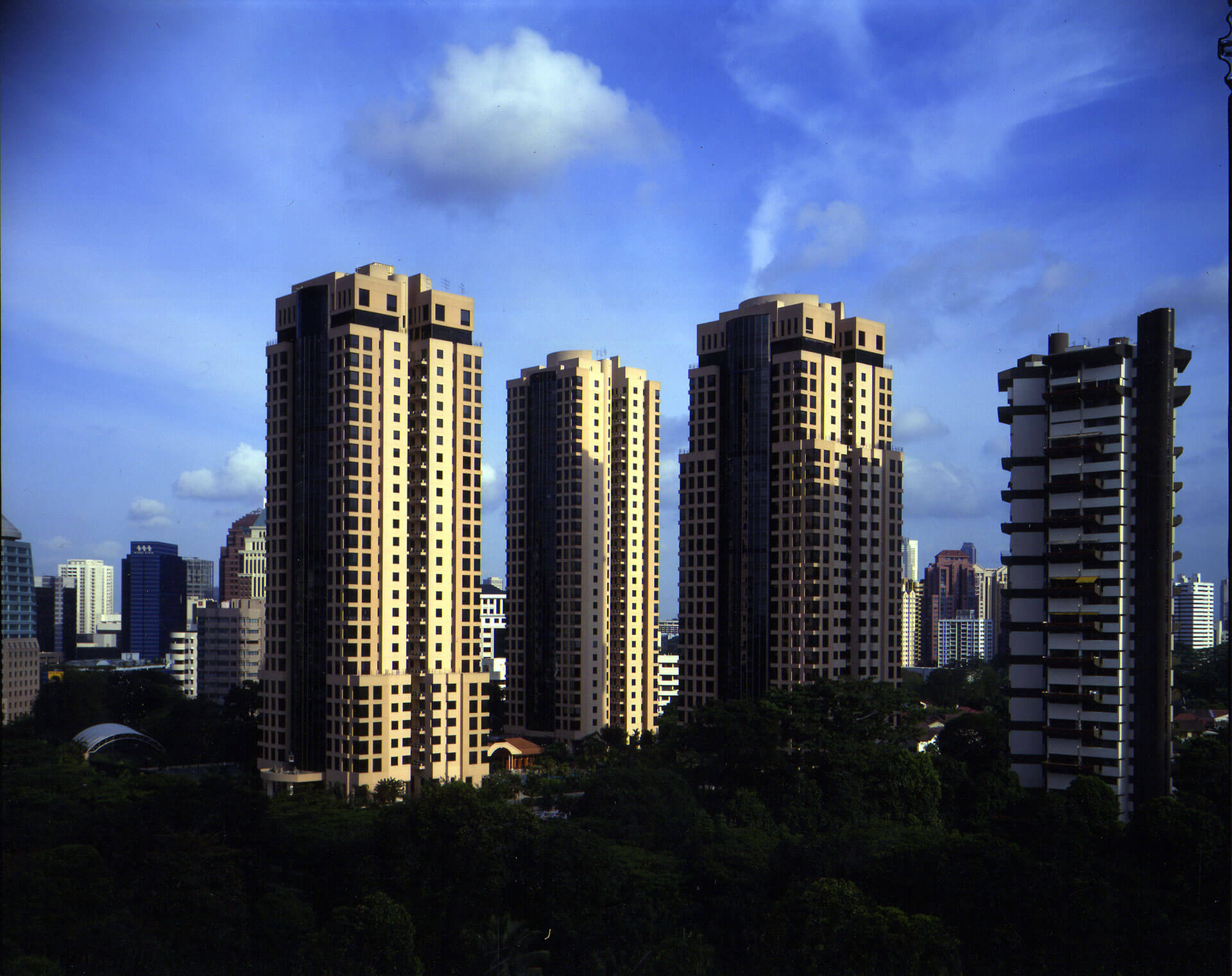 Four Seasons Park Condominium - Woh Hup