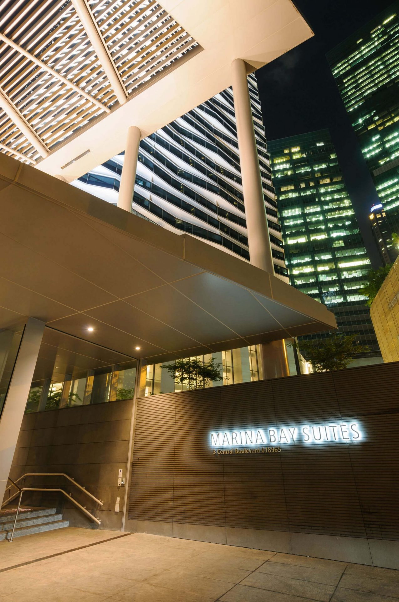 Marina Bay Suites - Woh Hup